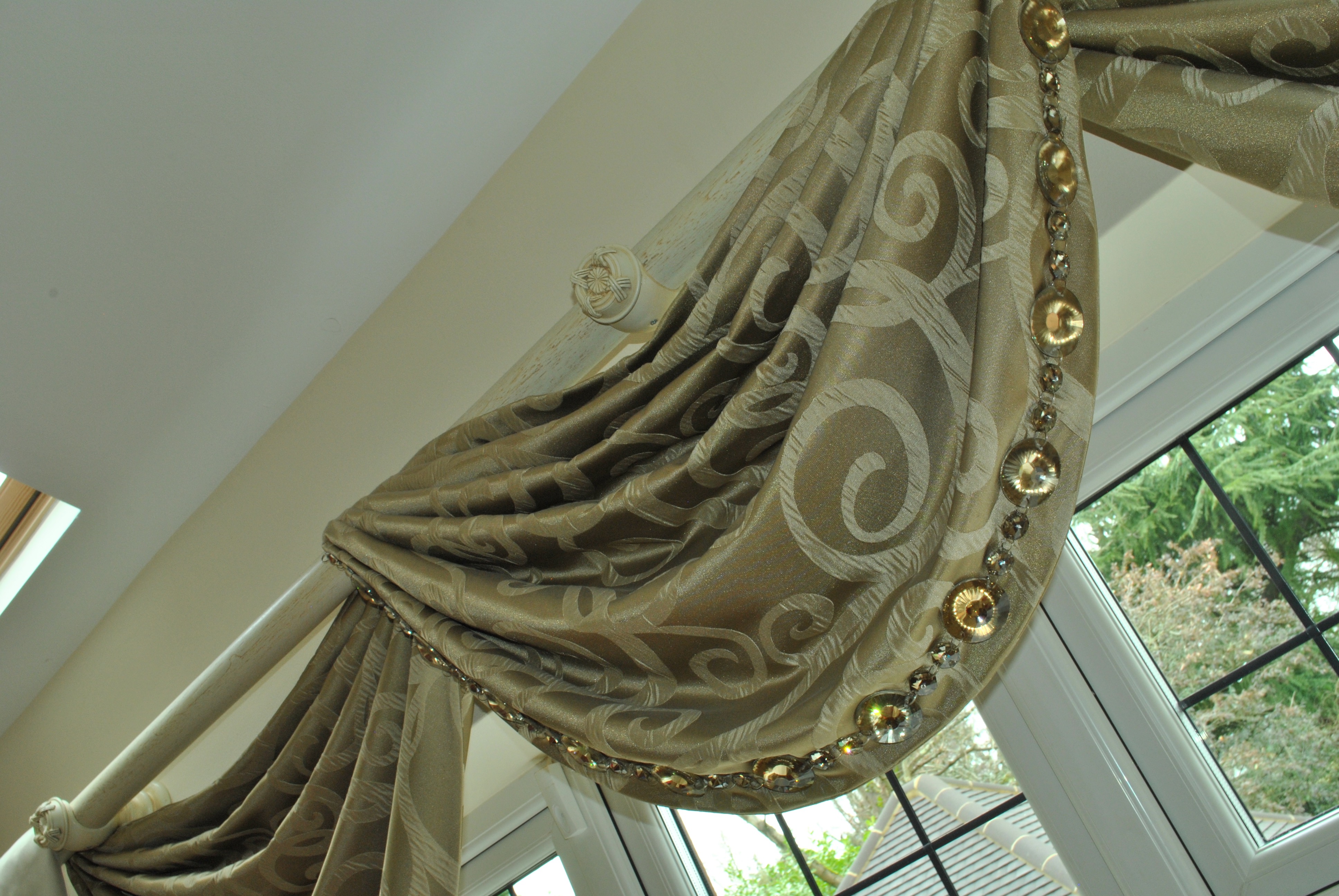 Swags & Tails on Poles - Fabric Warehouse